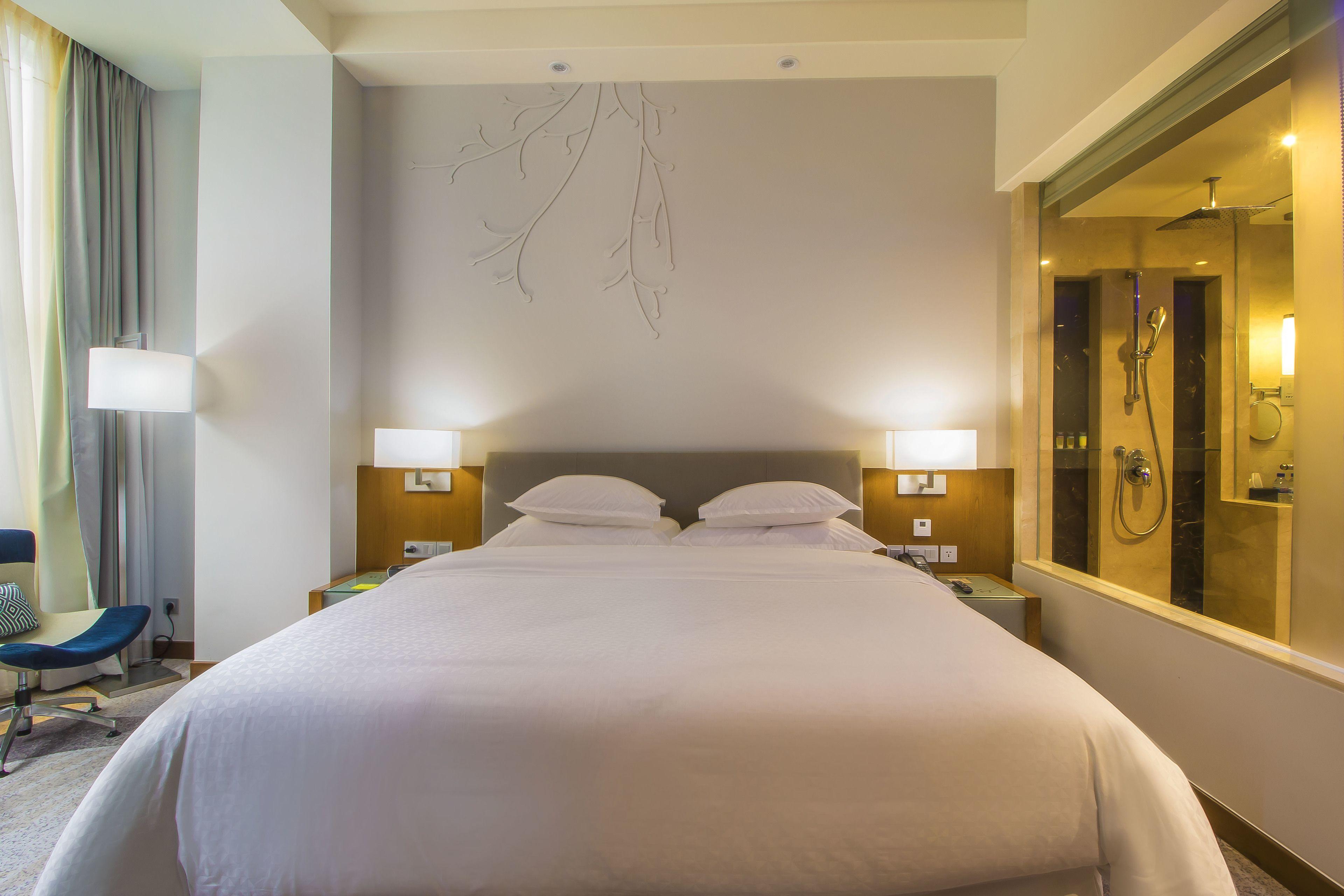 HOTEL FOUR POINTS BY SHERATON MANADO | ⋆⋆⋆⋆ | INDONESIA | SEASON DEALS ...