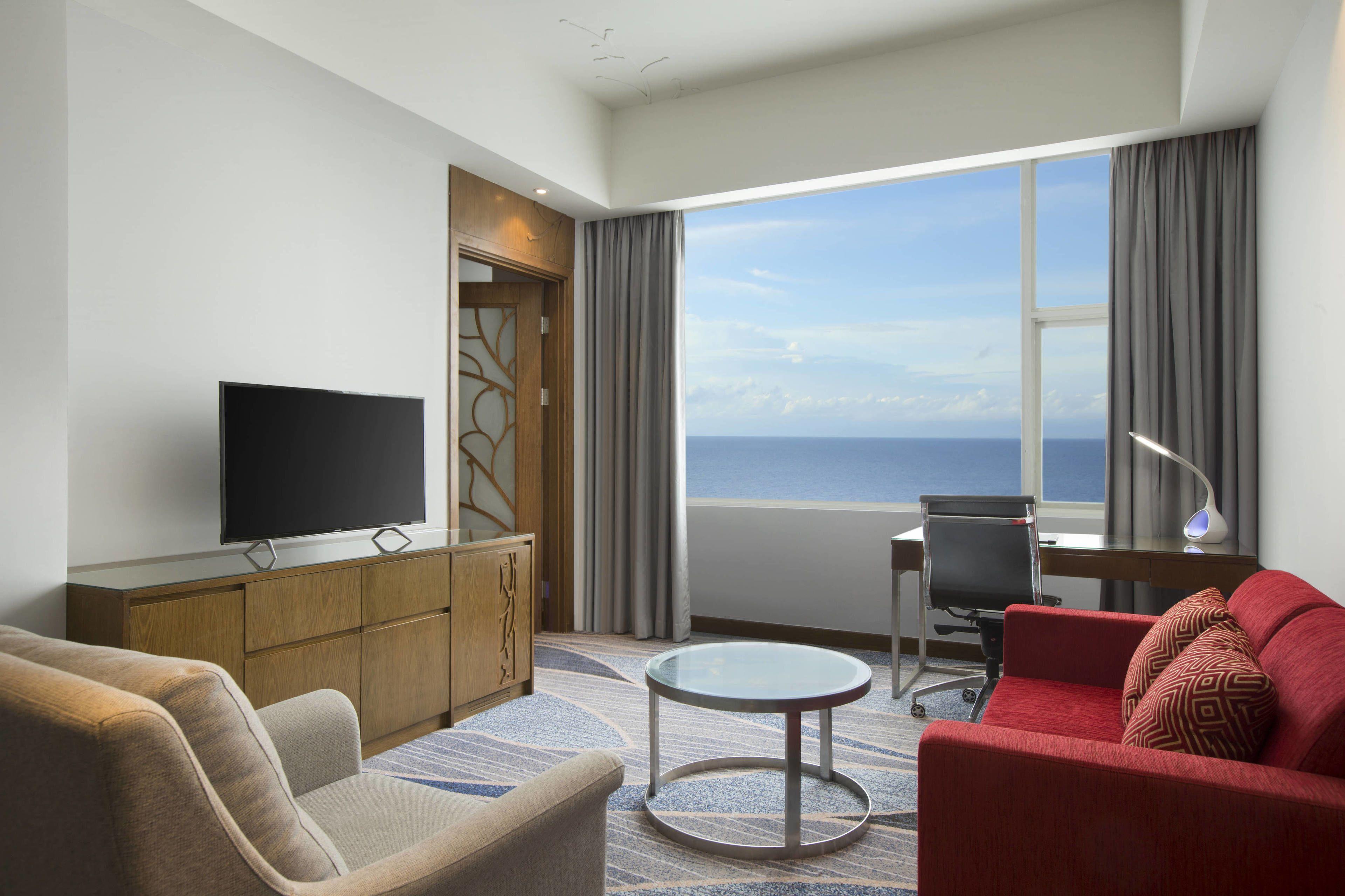 HOTEL FOUR POINTS BY SHERATON MANADO | ⋆⋆⋆⋆ | INDONESIA | SEASON DEALS ...