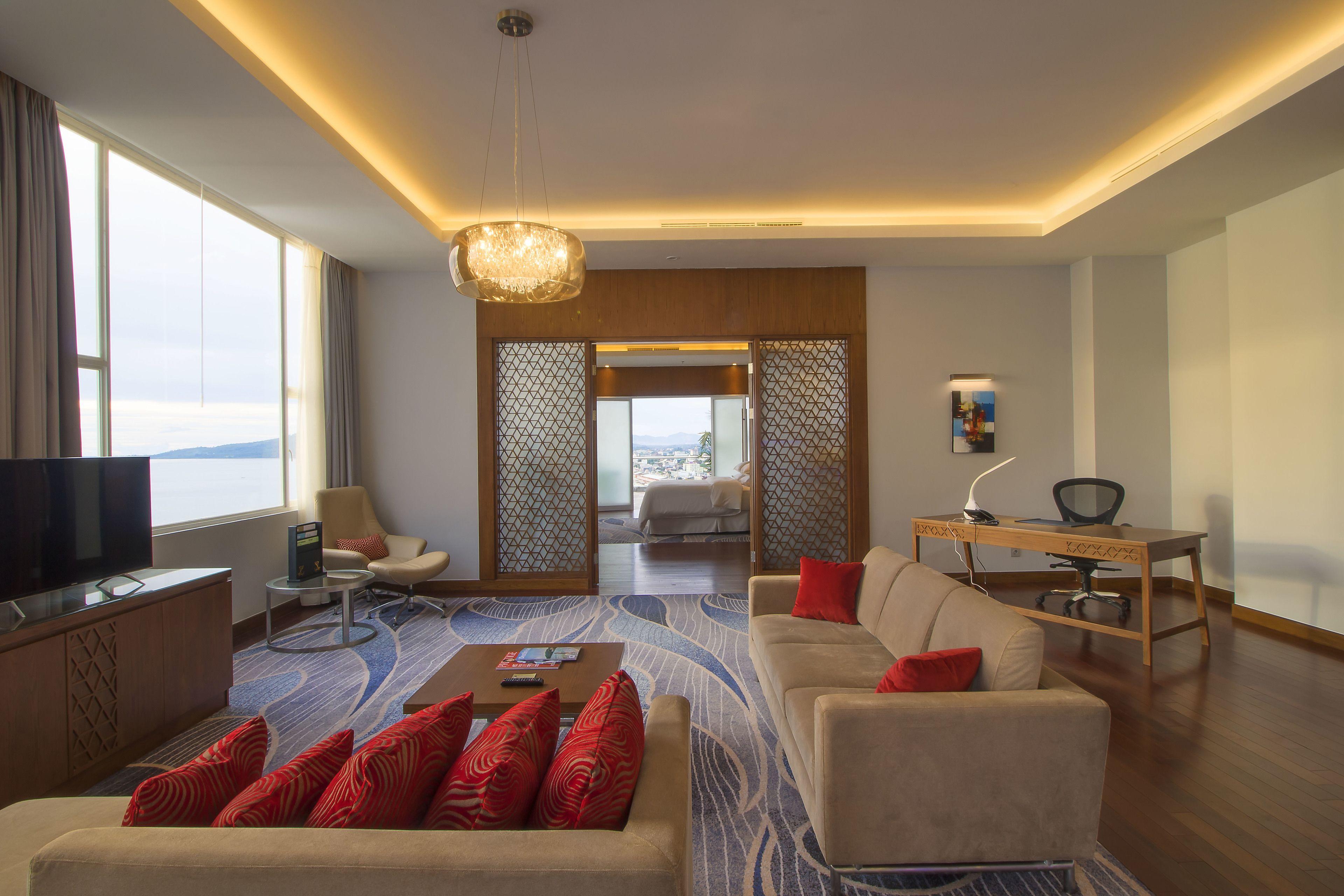 HOTEL FOUR POINTS BY SHERATON MANADO | ⋆⋆⋆⋆ | INDONESIA | SEASON DEALS ...